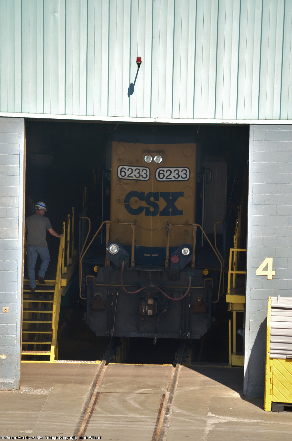 CSX 6233